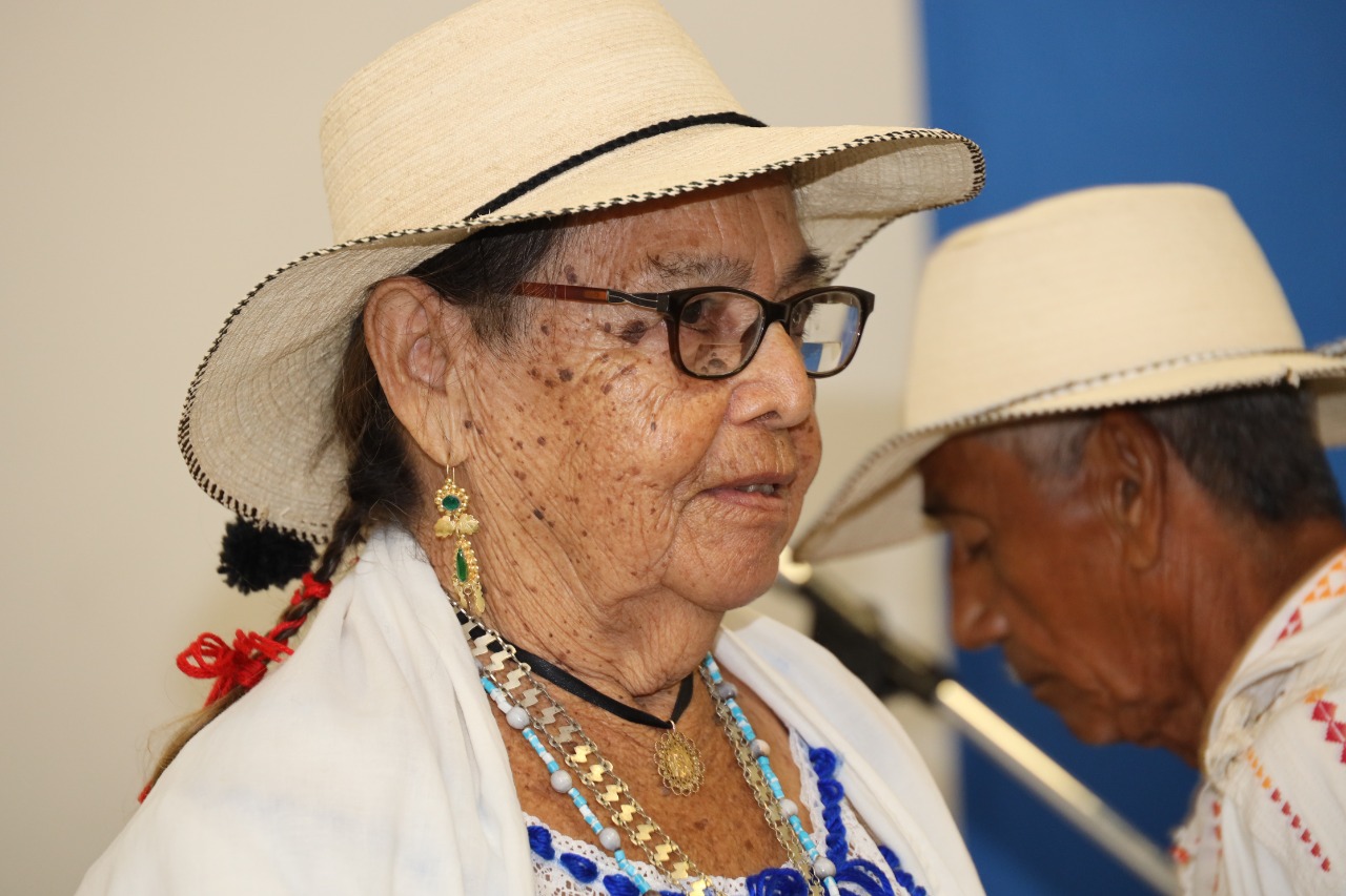 Colonenses ganadores del concurso manuel f. Zárate y Dora f. de zárate ...